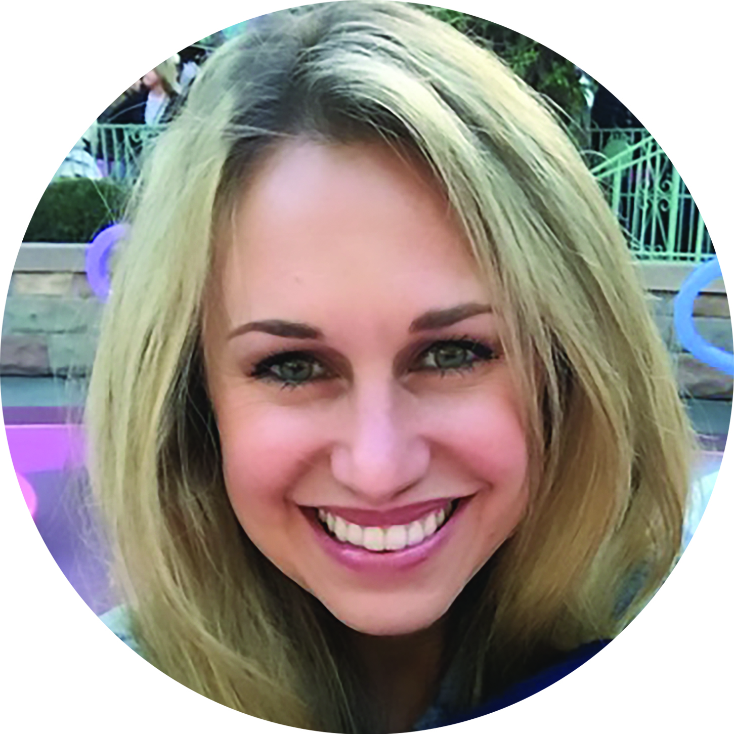 StephanieWilburnCircleFrameNew – RePlay Magazine