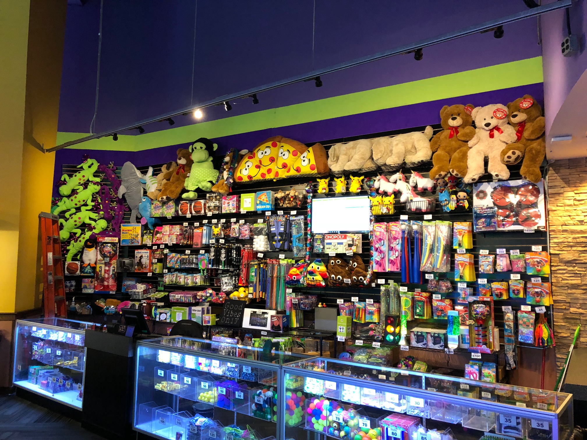 Fun Express – April 2019 – RePlay Magazine