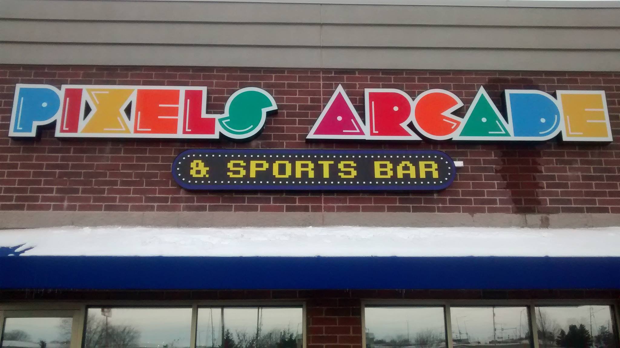 Pixels Arcade & Sports Bar Opens in Oshkosh | RePlay Magazine