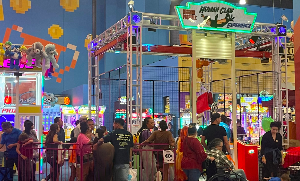 Human Claw Attraction Developed by FEG – RePlay Magazine