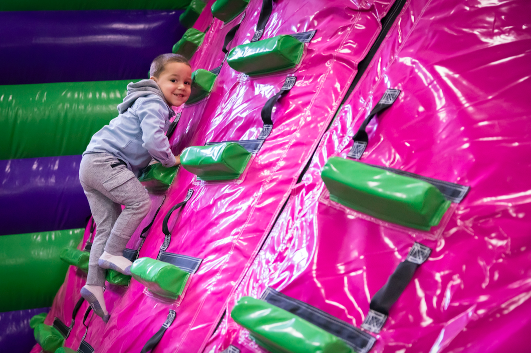 Kid-Friendly Airpark Attraction at Ryan’s – RePlay Magazine