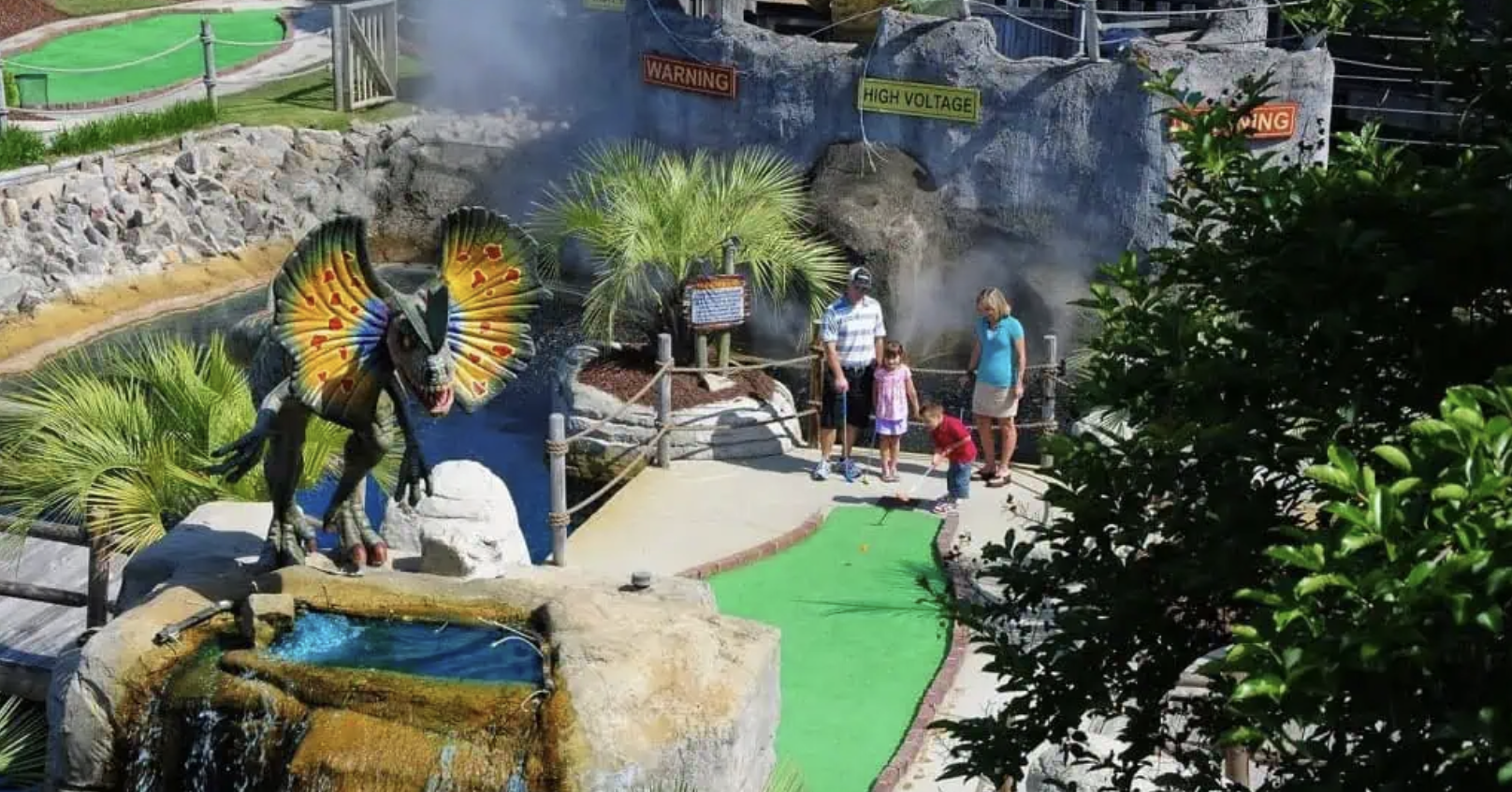 Dinosaur-Themed Mini-Golf Now Open – RePlay Magazine