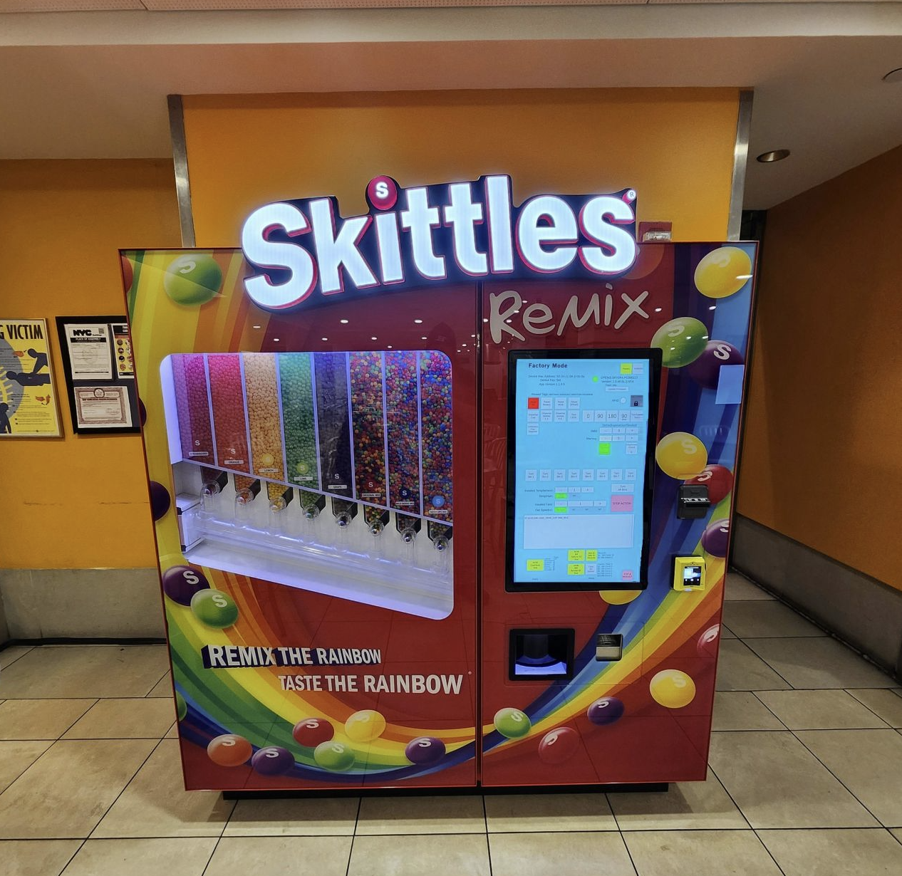Incredivend Installs Skittles Machine at History Museum – RePlay Magazine